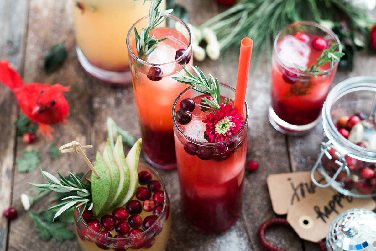 Holiday Office Party Etiquette holiday-office-party-etiquette